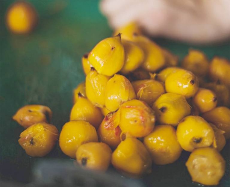 Yatay, la fruta exótica que solo se consigue en Entre Ríos